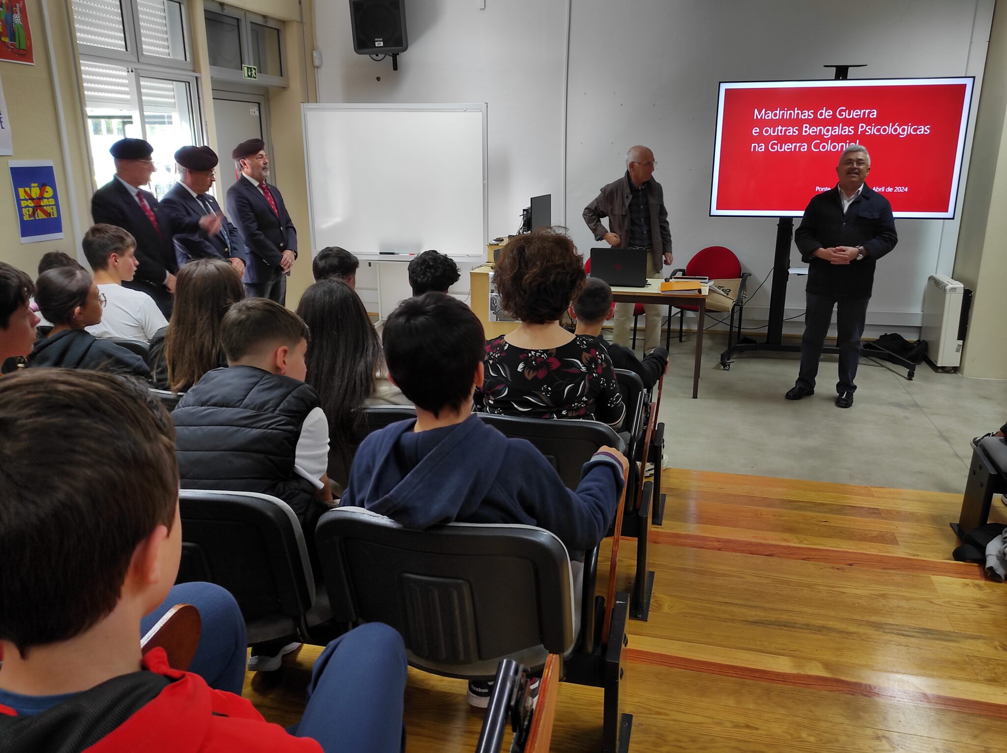 Agrupamento de Escolas António Feijó